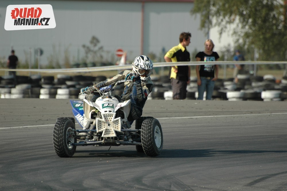 Superquad v Chebu | články Quadmania.cz